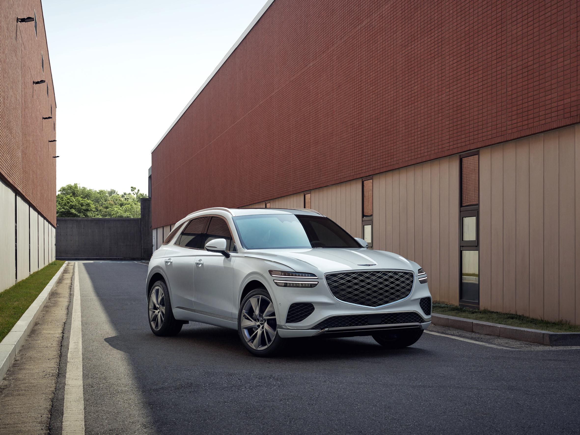 제네시스, GV70 부분변경 모델 다음달 출시 : 네이트 뉴스